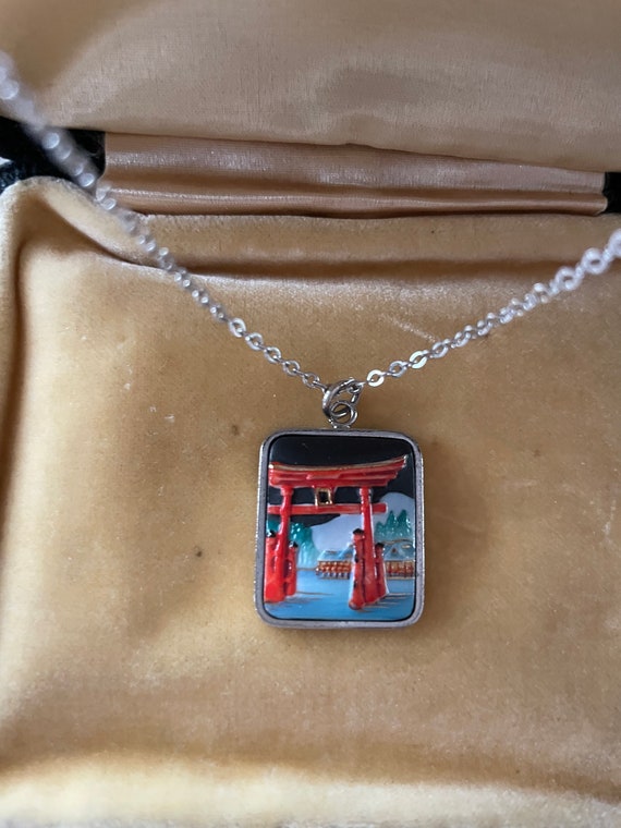 RARE VINTAGE TOSHIKANE Porcelain Pendant, Japan - Gem
