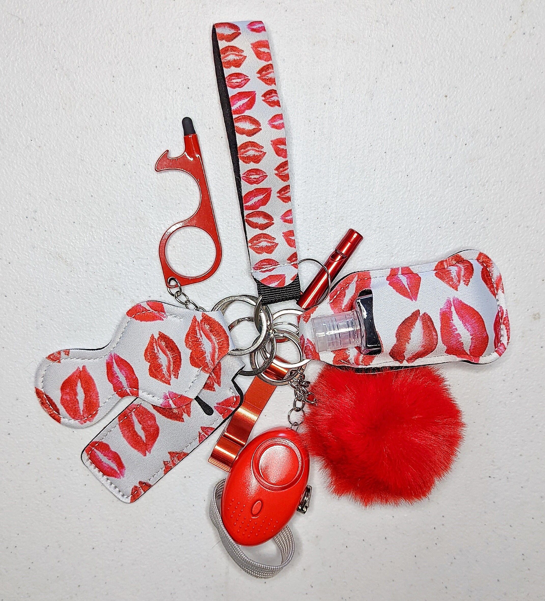 Safety Keychain for Women, Safety Keychain With Alarm, Safety Whistle ...