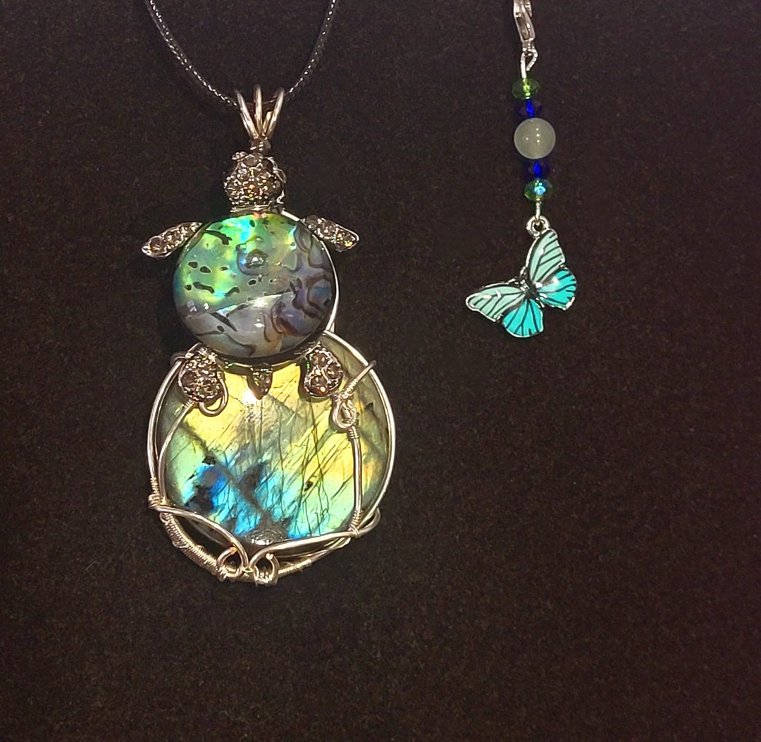 Terrestrial Turtle Necklace Made With Labradorite, Natural Stone Turtle ...