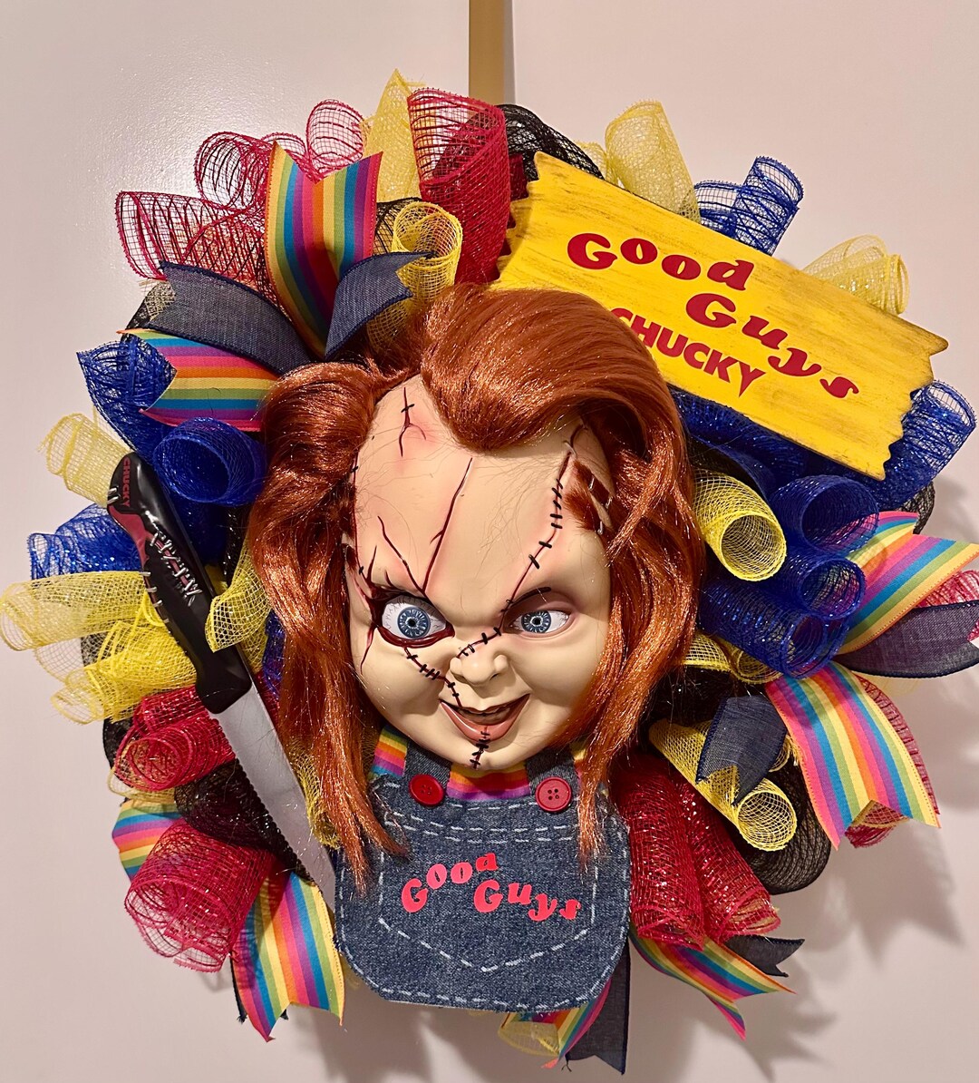 Chucky Halloween Wreath. Scary and Creepy With Mask, Knife and Sign ...