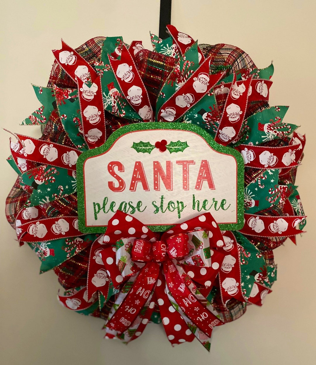 Santa Deco Mesh Wreath With Wood Sign Santa Ribbon. Christmas Decor ...