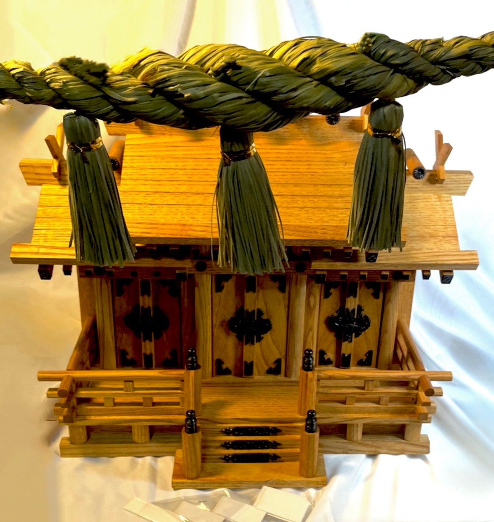 Japanese Kamidana (omiya) Daijingu With Sleeves Hinoki Shinto Shimenawa ...