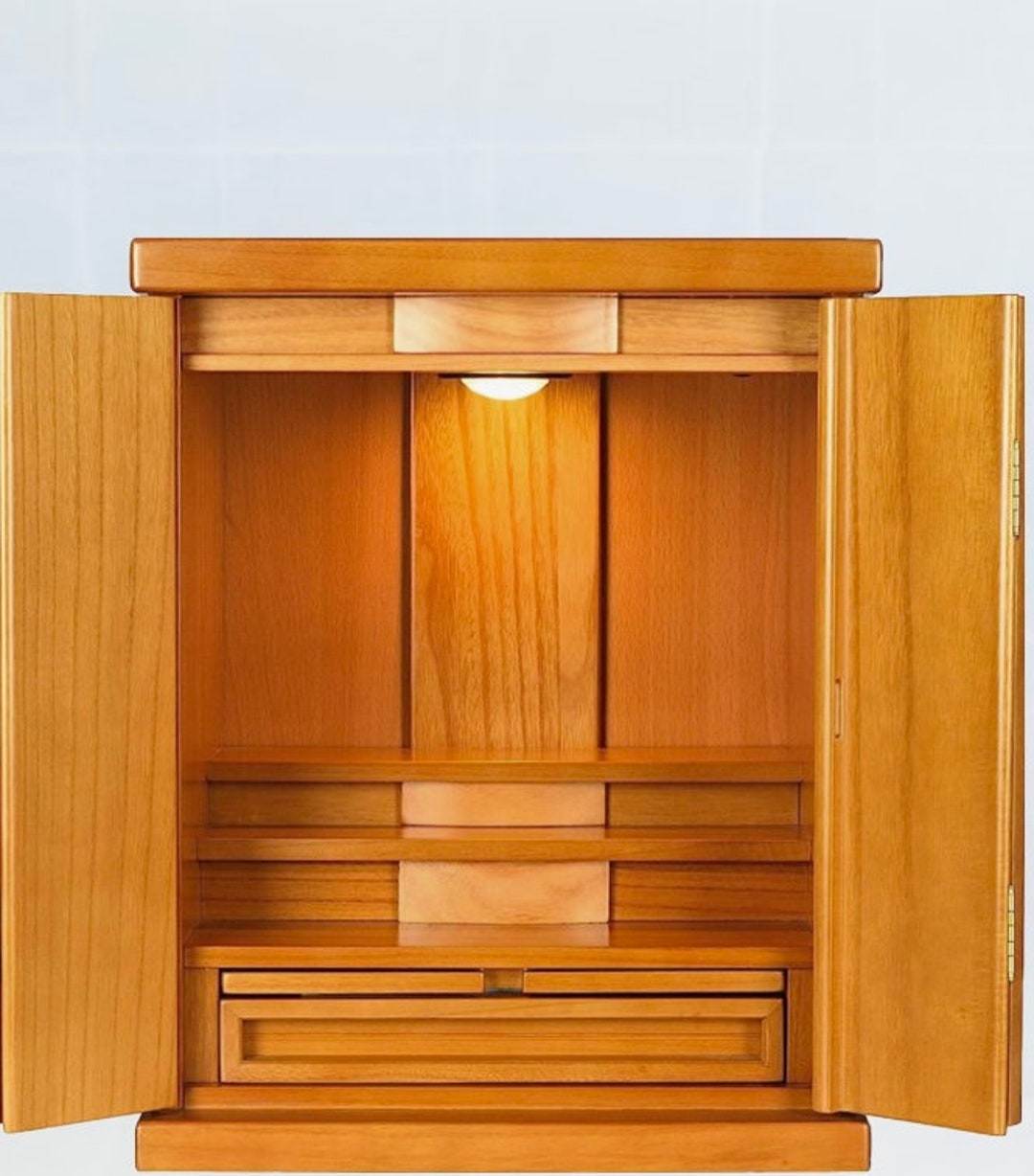 Japanese Butsudan Buddhist Altar Compact Size Luxury Paulownia Wood ...