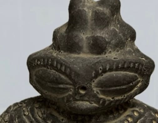 Jomon-era Figurine Statue Inspired by Women of Ancient Japan Beckoning ...