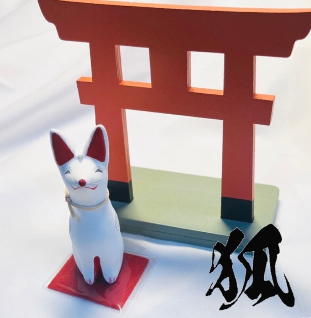 Inari Fox Statue and Torii Gate Set Shinto Lucky Inari Fox Statue Set ...