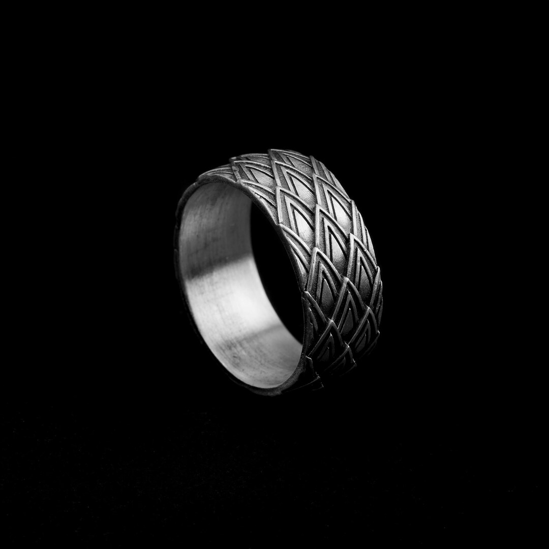 Dragon Scales Signet Ring, Draco, Royal Jewelery, Artisan Jewelry, Got ...