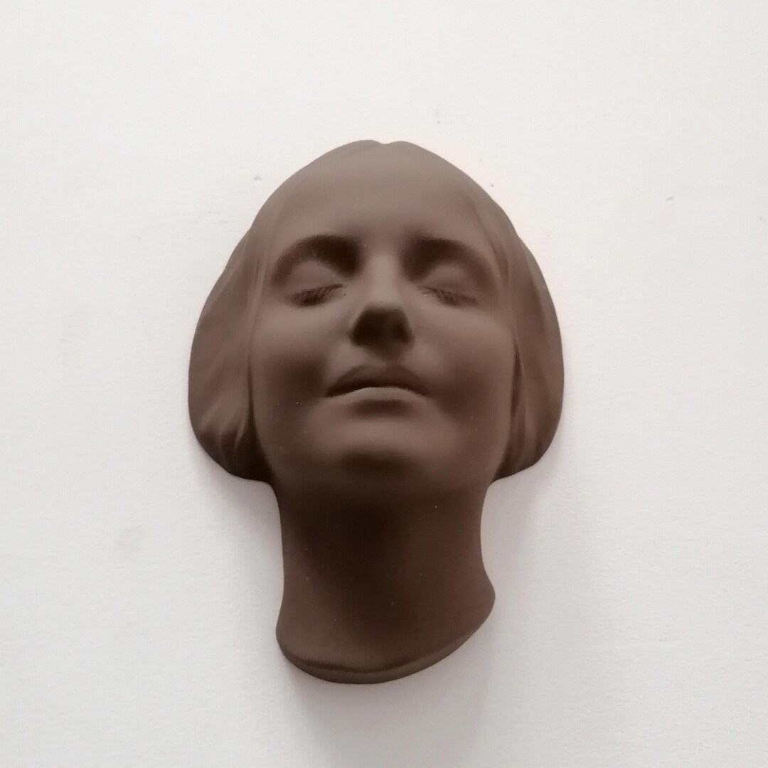 KARLSRUHER MAJOLIKA Wall Mask, Ceramic, Form 4587, the Unknown Woman ...