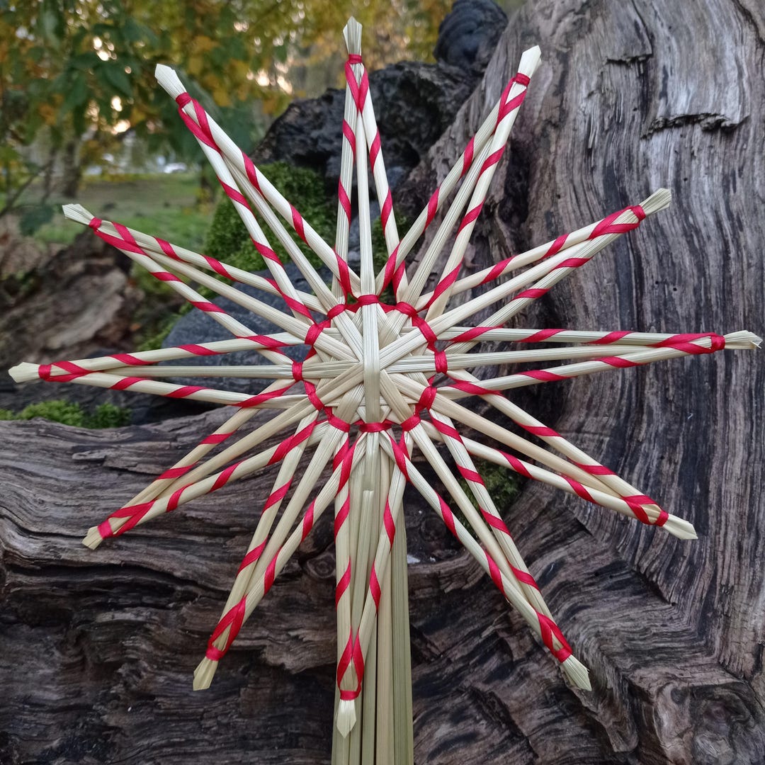 Tree Topper Christmas. Red Straw Geometric Stars. Scandinavian Ornament ...