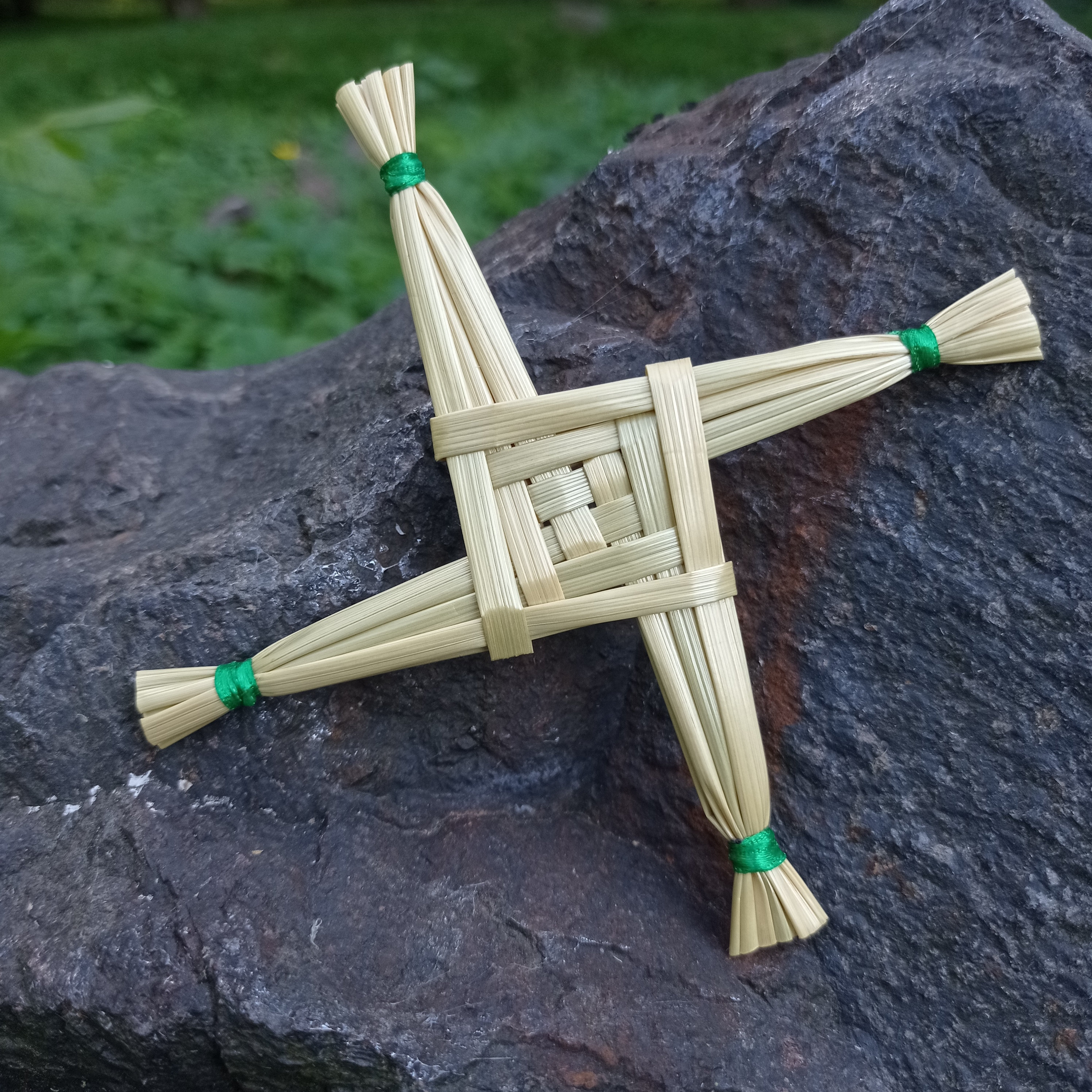 Handmade St. Brigid's Straw Cross: Irish Blessing Amulet. Christmas ...