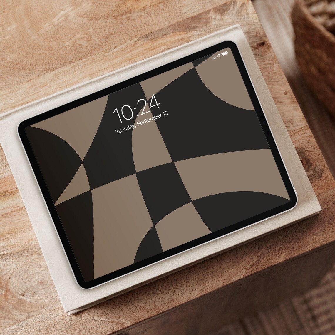 Modern iPad Wallpaper Warm Neutral Aesthetic Black and Brown Digital ...