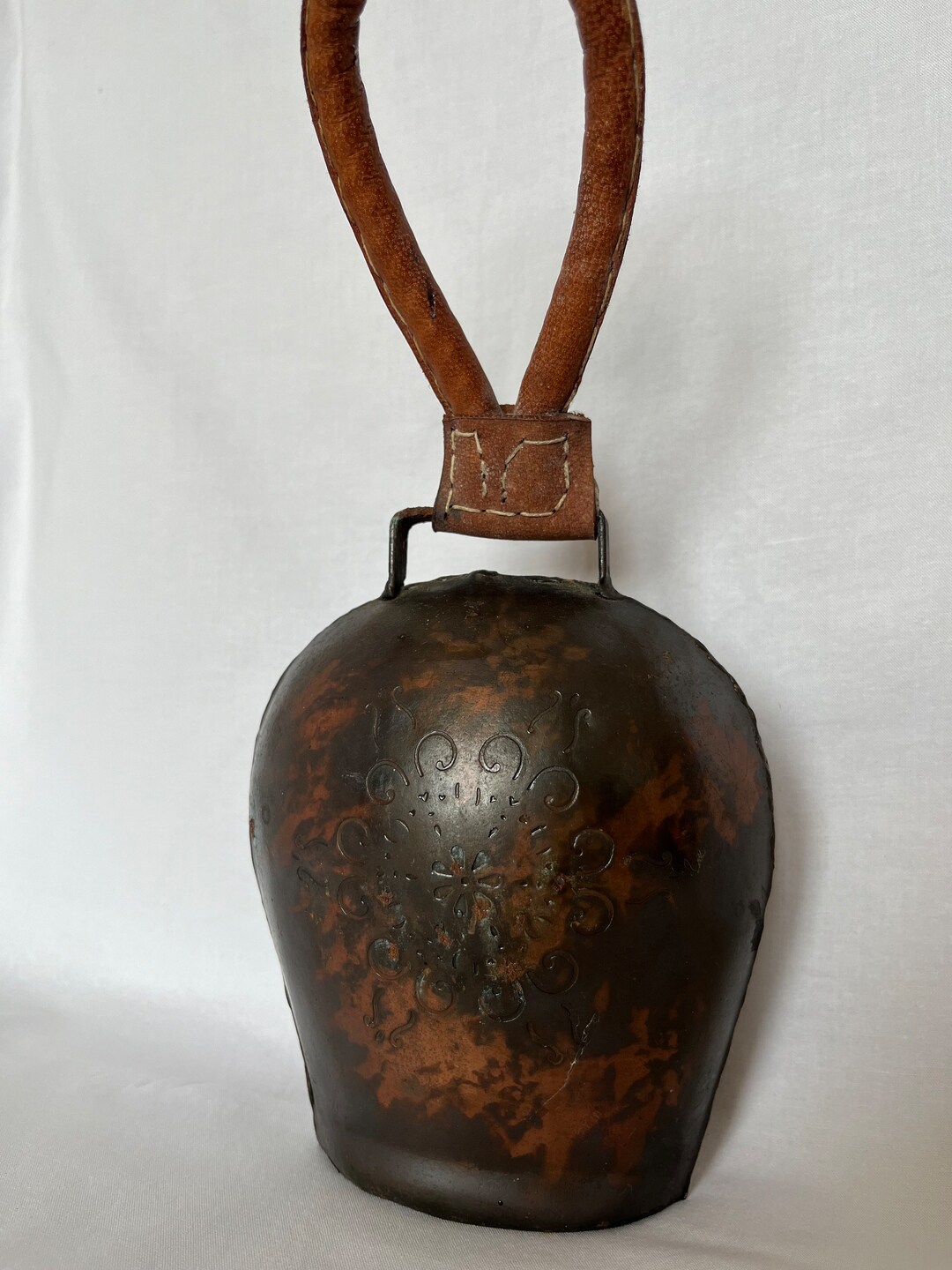 Vintage Copper Cowbell With a Leather Handle, Real Item From Tirol - Etsy