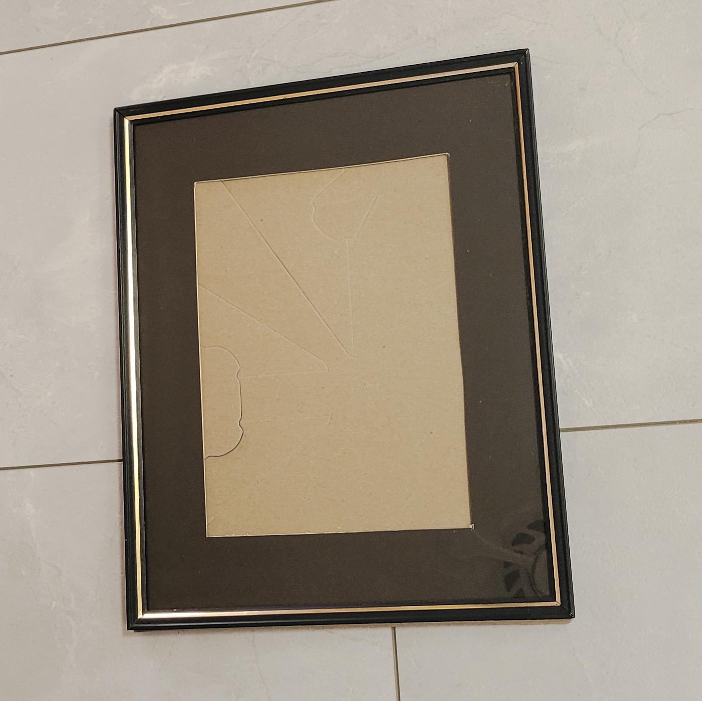 Vintage Black Metal Photo Frame Gold Metal Foil Strip Inlay Display ...