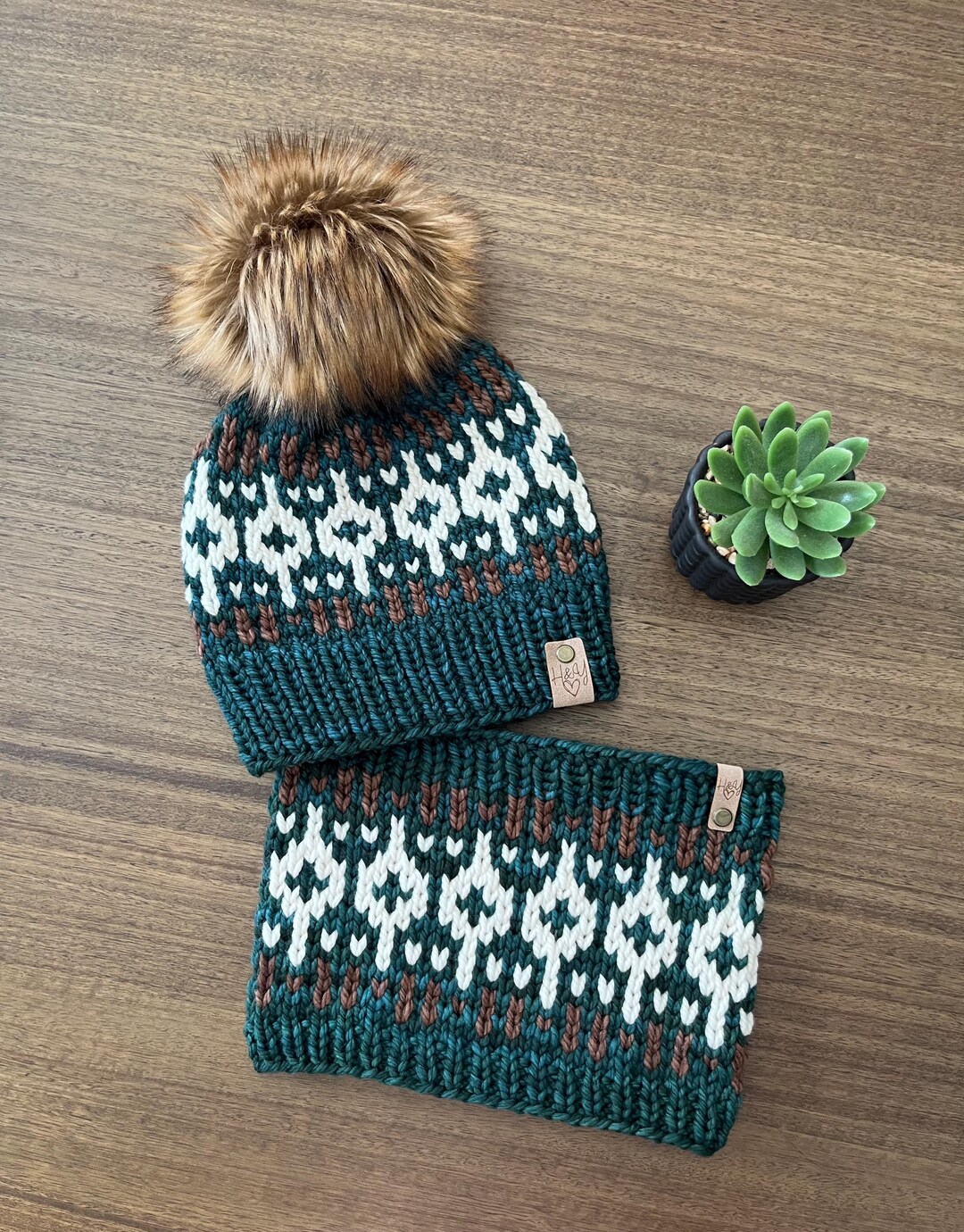 Owls Nest Hat and Cowl Set/merino Wool Winter Hat & Cowl Set/ Neck ...