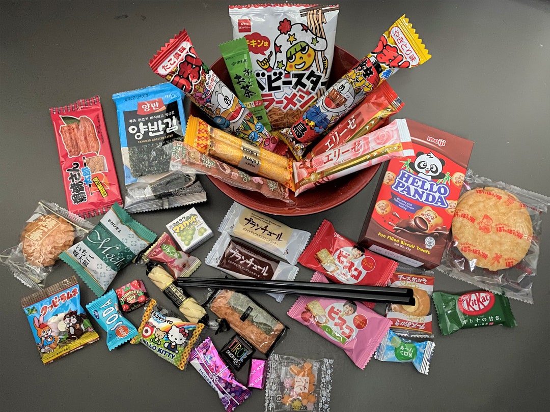 Mystery Yummy Japanese Snack Box / Treat / Hamper / Ramen Bowl ...