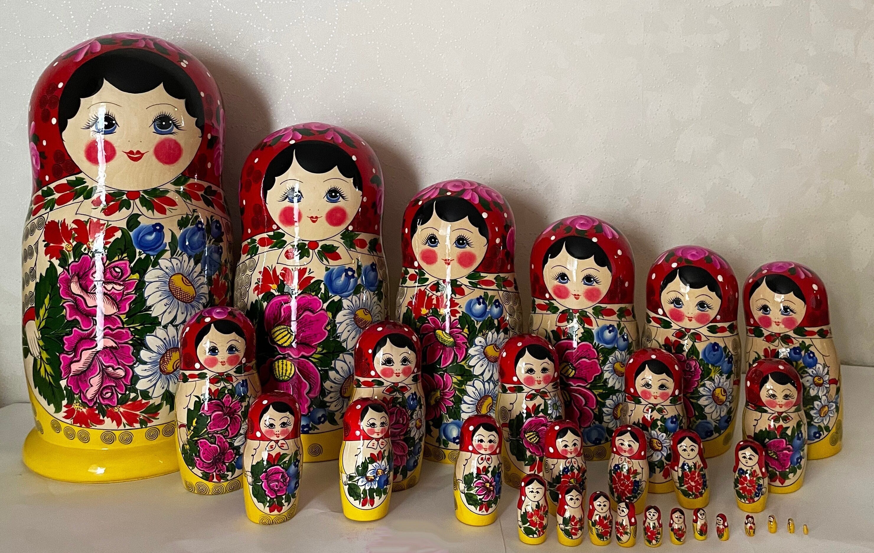 Semyonov 30 Nesting Doll With Roses and Daisies /original Big Nesting ...