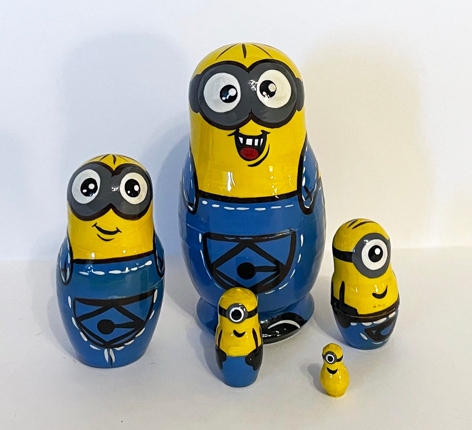 Minions Little Nesting Doll of 5 - Etsy