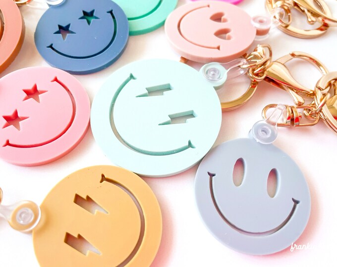 Smile Face Acrylic Keychain, Trendy Smile Bag Tag, Retro Keychain, Cute ...