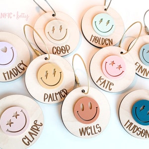 Personalized Smile Face Name Keychain, Retro 3D Acrylic Happy Face Bag ...