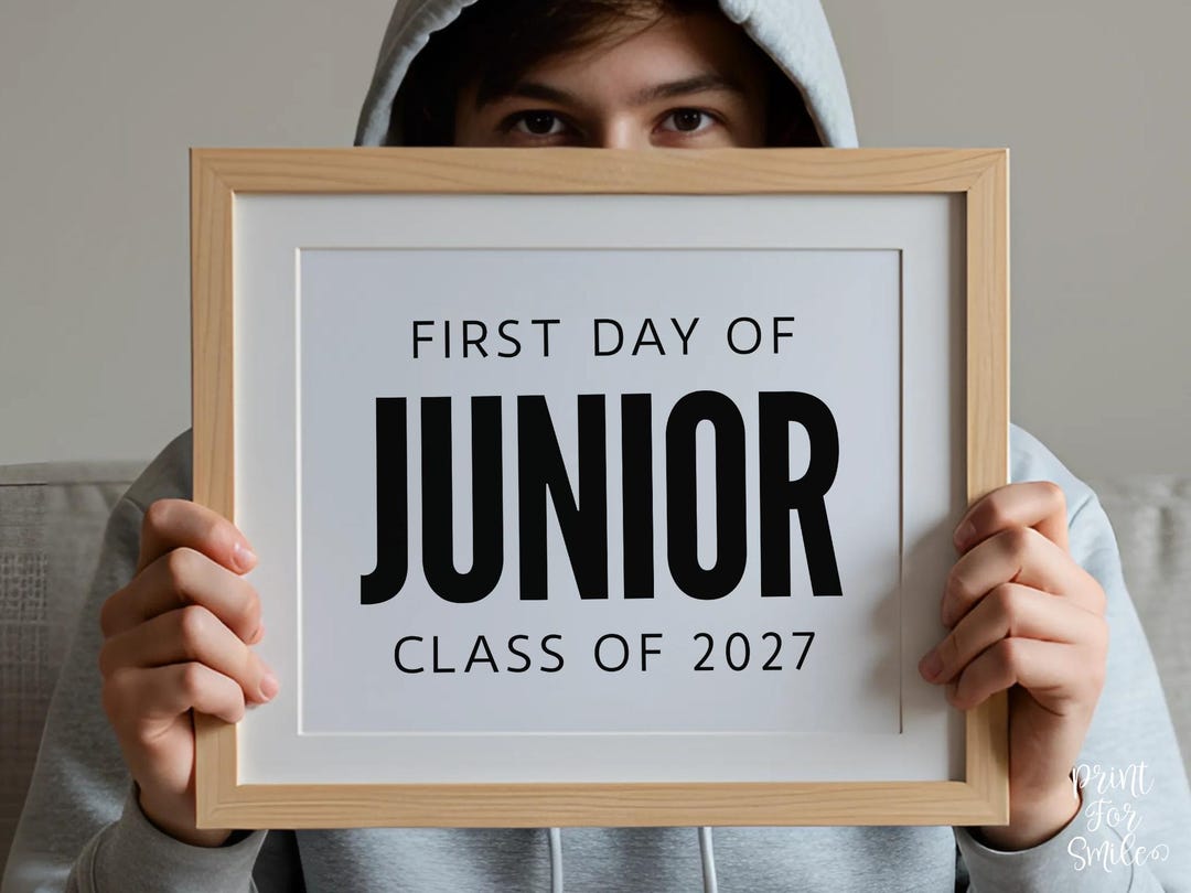 Bold First Day of Junior Year Sign PRINTABLE 11th Grade Minimalist Back ...