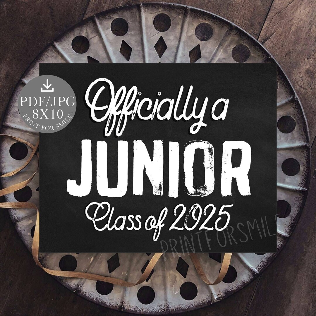 First Day of Junior Year Sign Class of 2025 Chalkboard 11th - Etsy