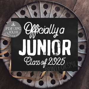 First Day of Junior Year Sign Class of 2025 Chalkboard 11th - Etsy
