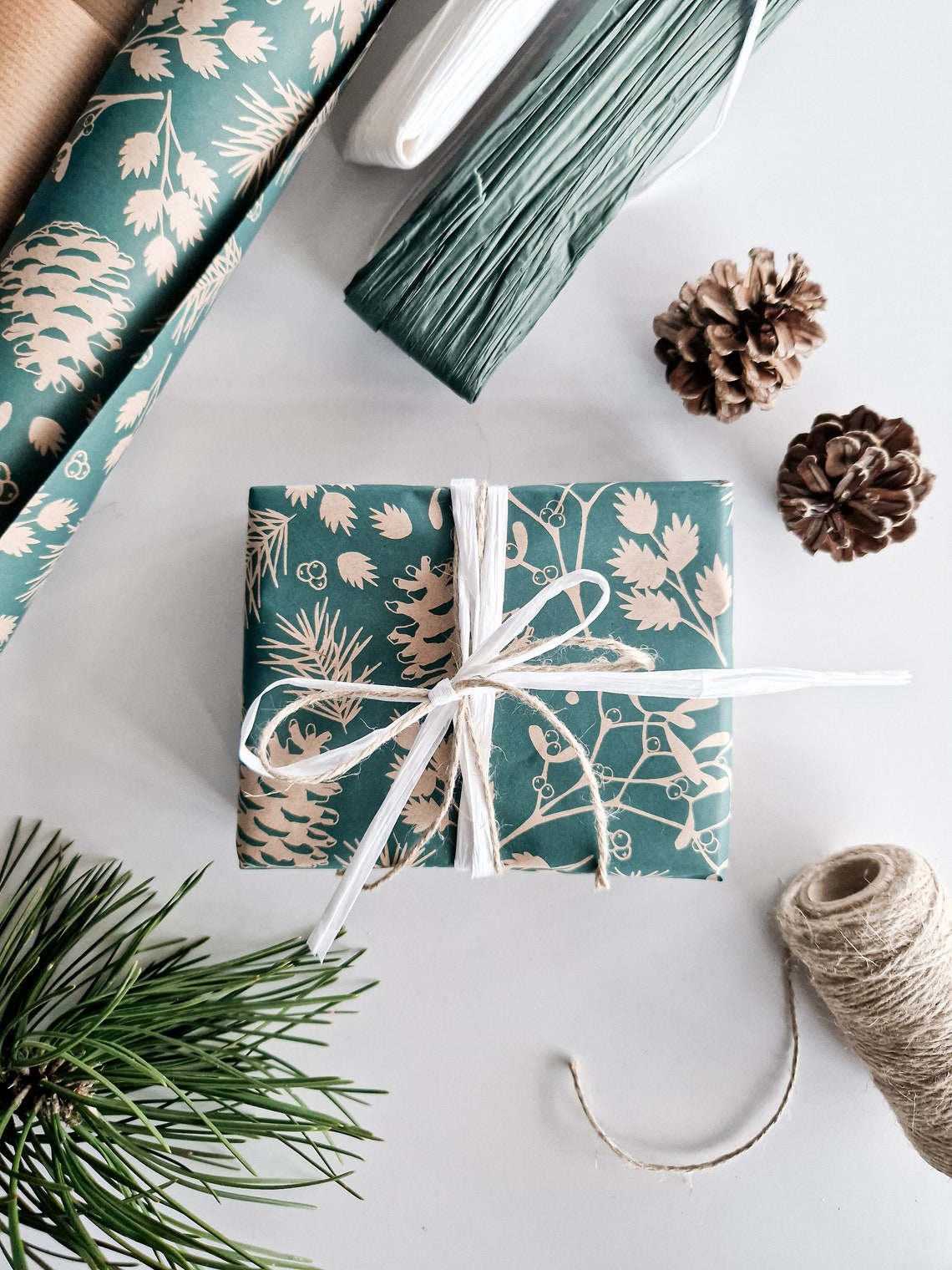 Wood Tablet Holder Minimalist Tablet Stand for Desk Wooden - Etsy