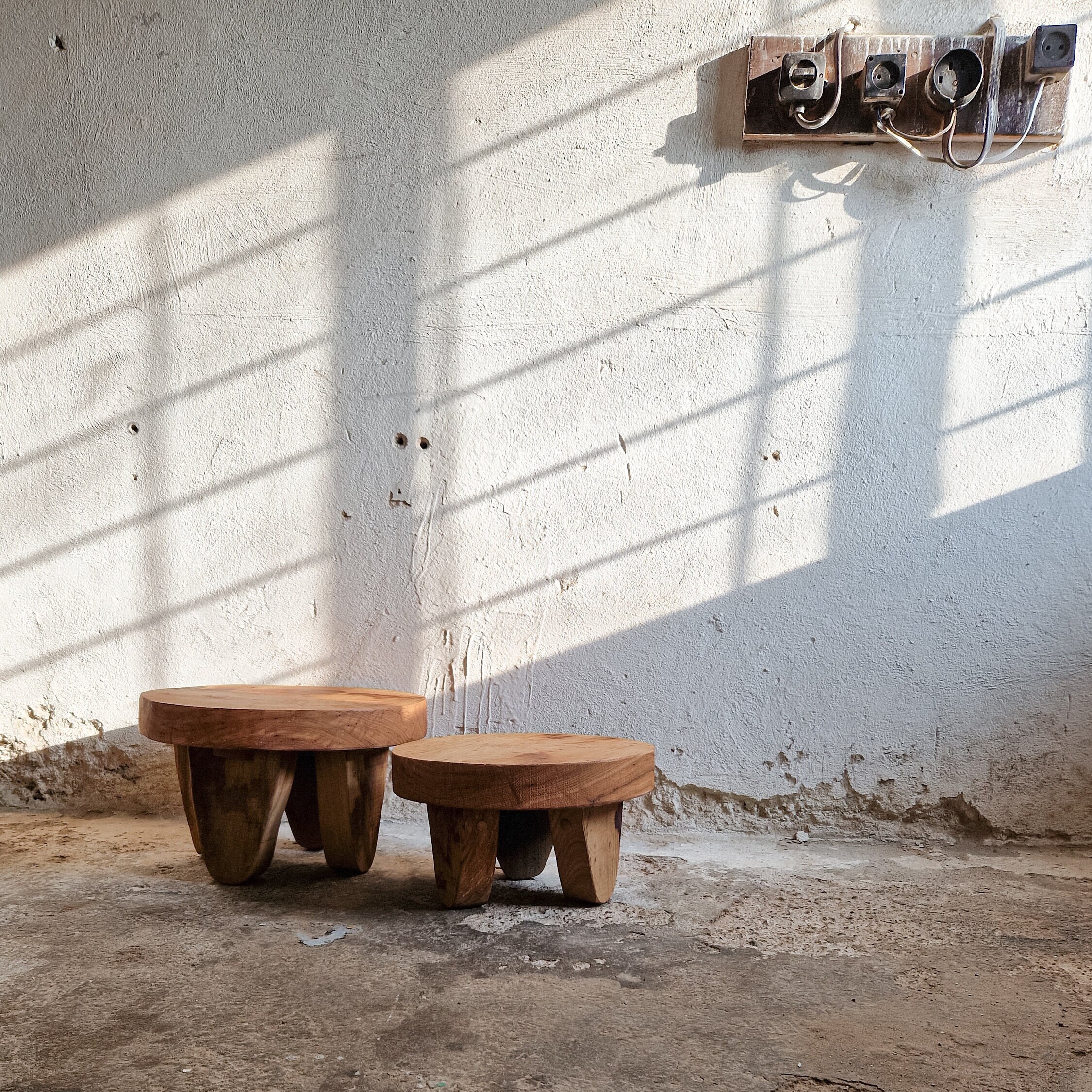 Wabi Sabi Round Coffee Table, Reclaimed Wood Oak Coffee Table, Natural ...