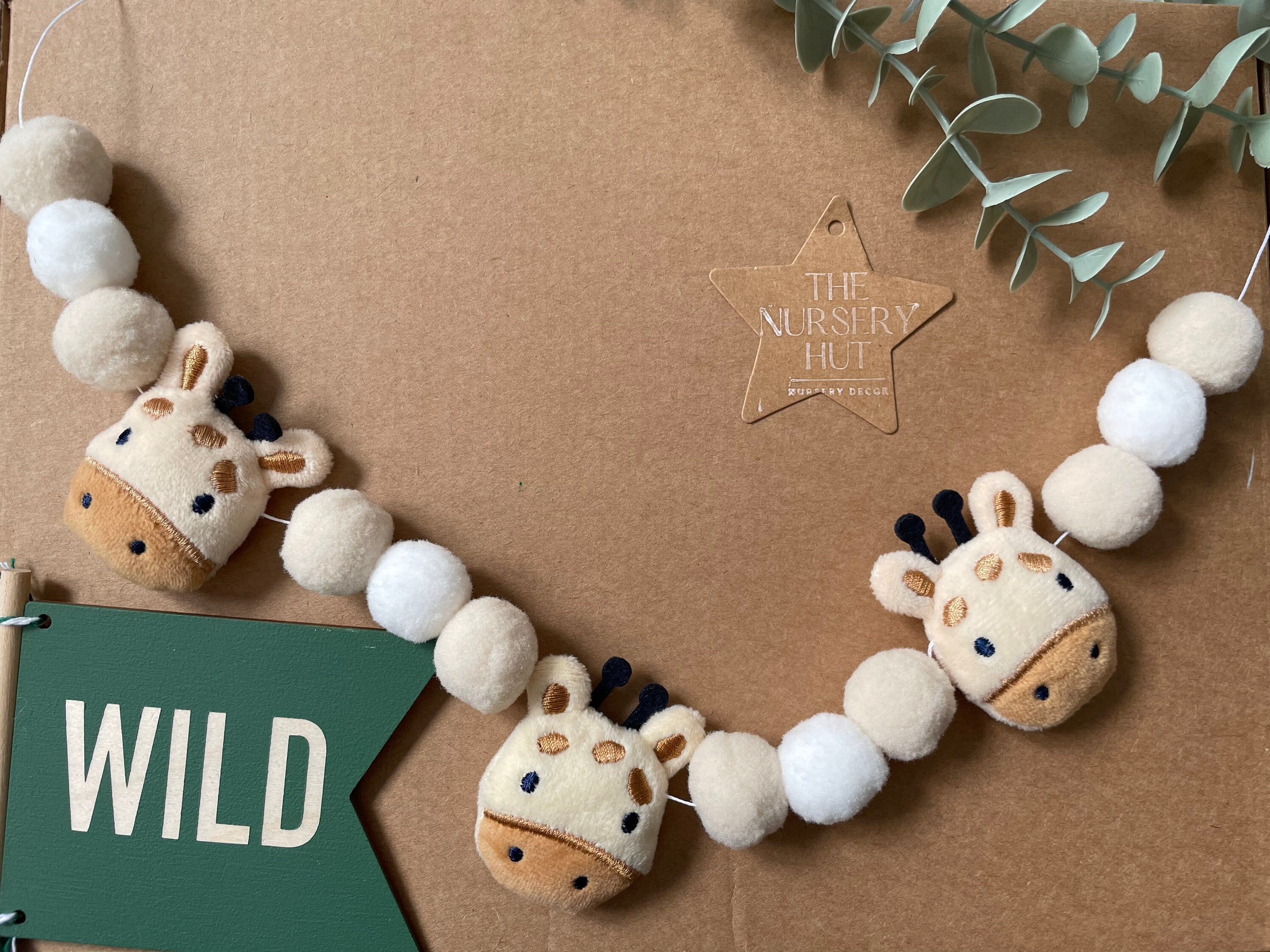 Neutral Nursery Decor Gerry the Giraffe Nursery Garland - Etsy UK