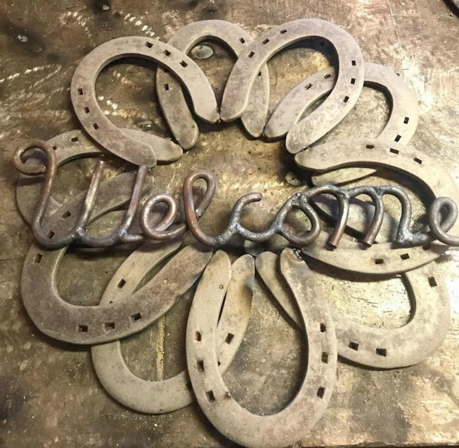 Repurposed Authentic Used Horseshoe Wreath Welcome Sign Painted - Etsy