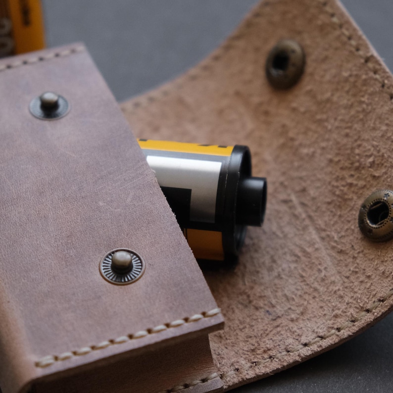 Leather Analog Film Holder, 35 Mm Film Cover, Kodak, Fujifilm - Etsy