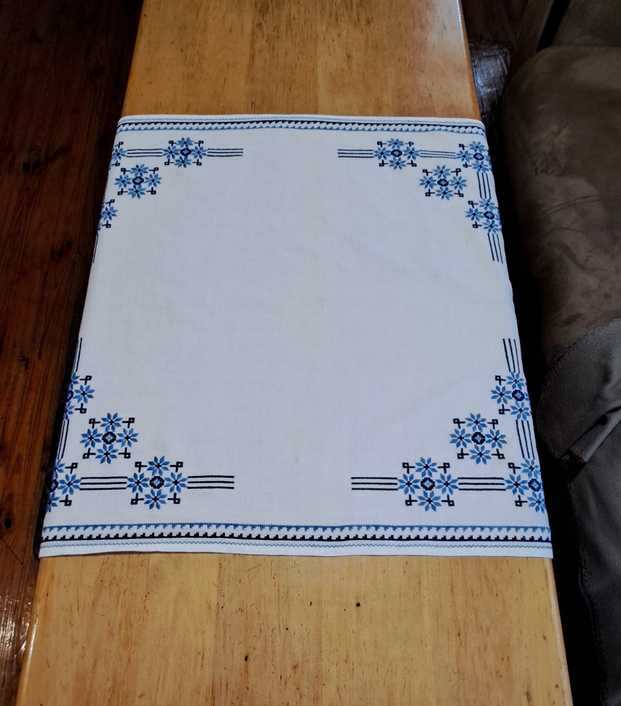 Cottom Embroidered Tablecloths and Curtains Vintage Textile, New Tea ...