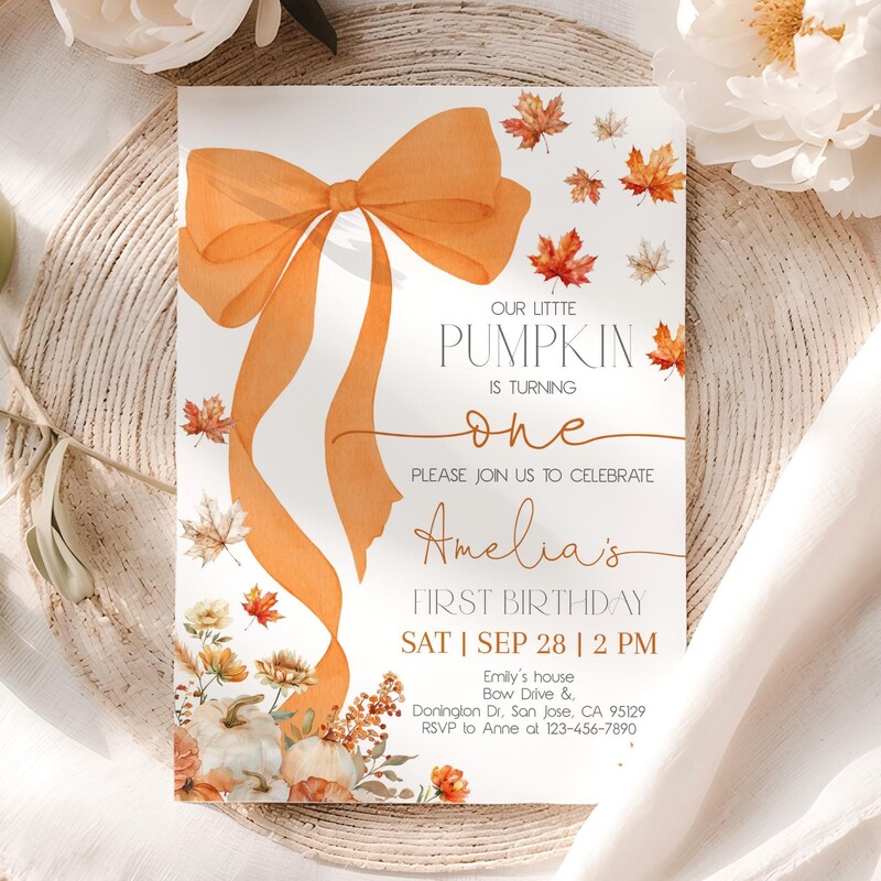 Fall Theme Birthday Invitation - Etsy Canada
