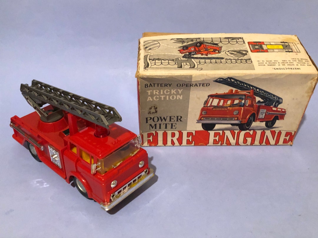 1966 Marx Battery Operated Fire Engine Made in Hong Kong With Original ...