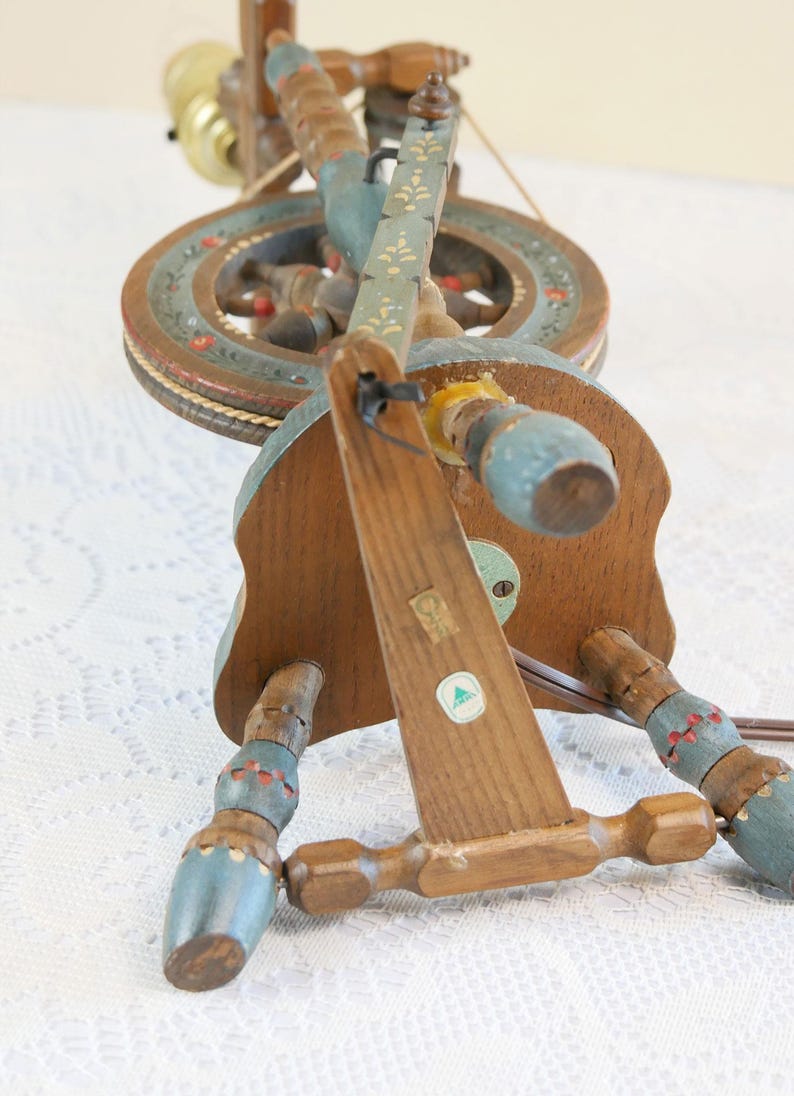 1954 ANRI Vintage Spinning Wheel Table Lamp: Handcrafted Italian ...