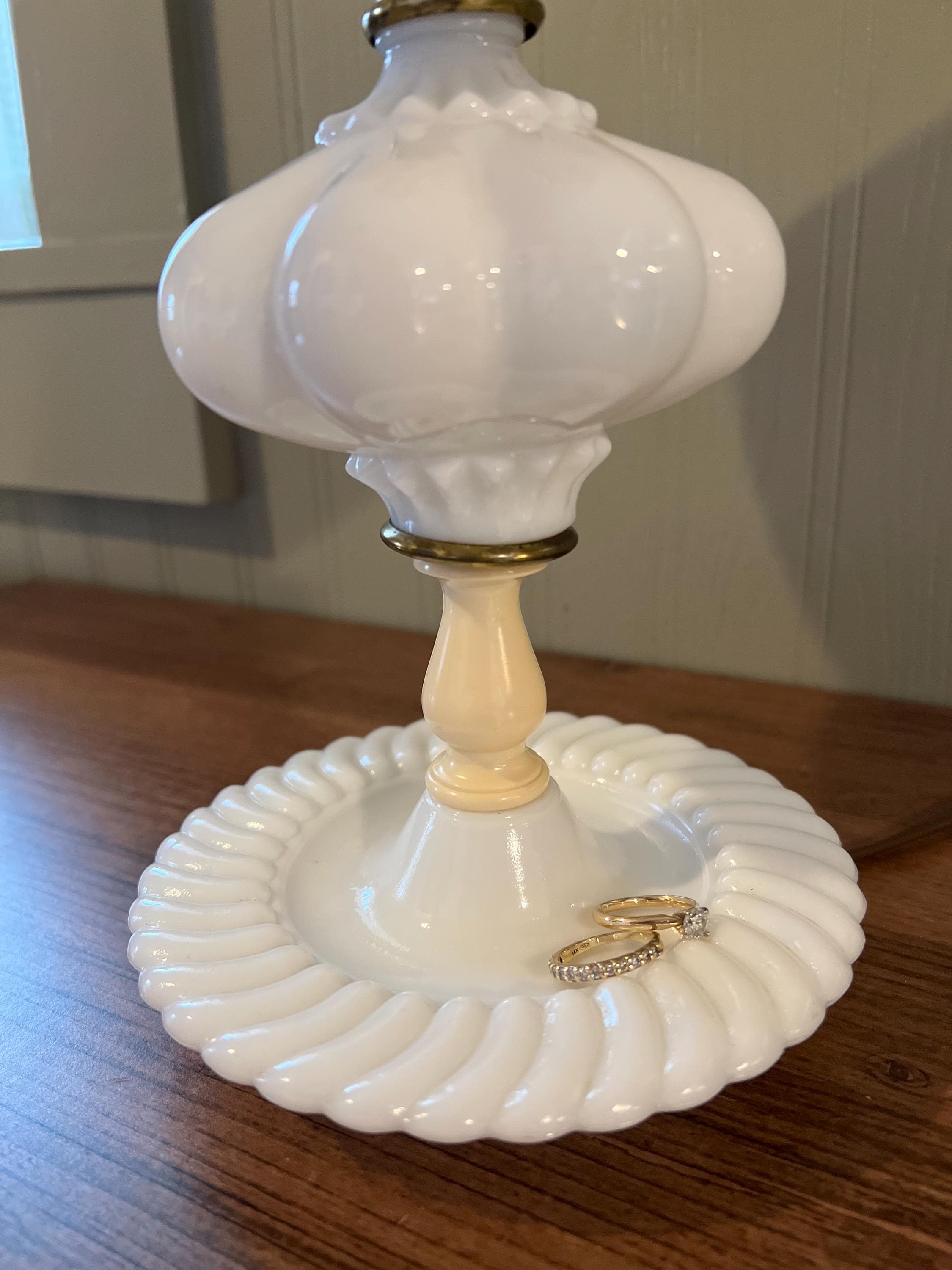 Vintage Milk Glass Hobnail Table Lamp With Ring Dish Base, Vintage Milk ...