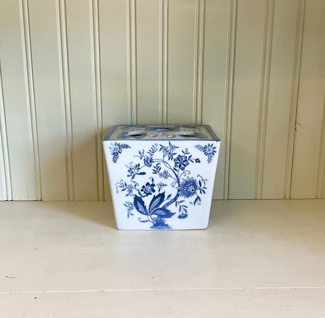Vintage Porcelain Flower Frog Square Box, Delft Style W Flowers, White ...