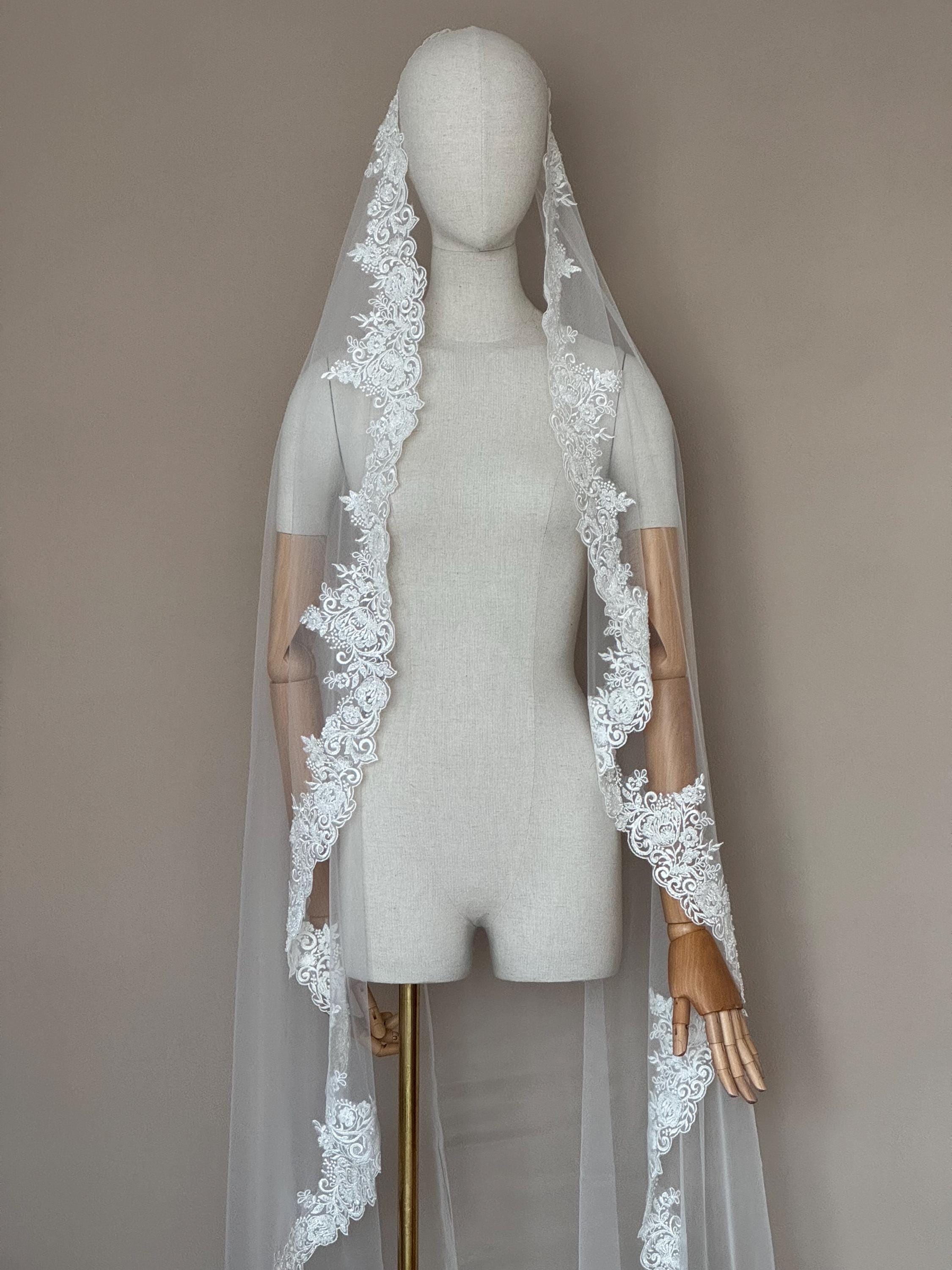 Mantilla Lace Veil, Ivory Wedding Veil Fingertip, Rose Veil, Bridal ...