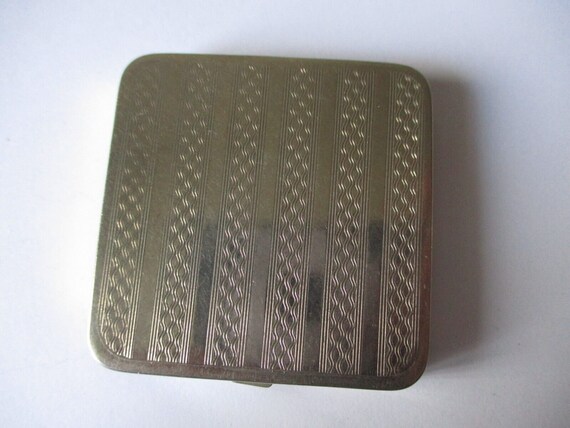 Stratanoid powder compact - vintage circa 1930s - sma… - Gem