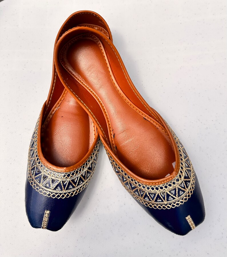 Khussa,eastern,jutti,jooti,diwali, Eastern, Eid, Slip On, Pump, Tilla ...