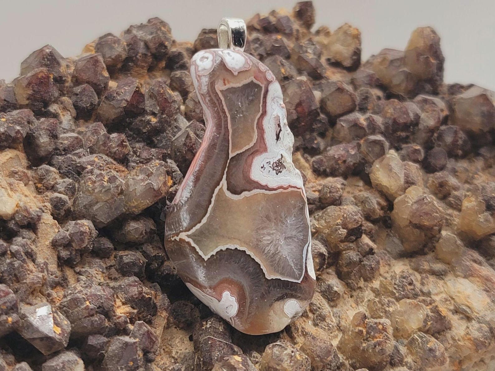 Nova Scotia Agate Limb Cast Pendant - Etsy
