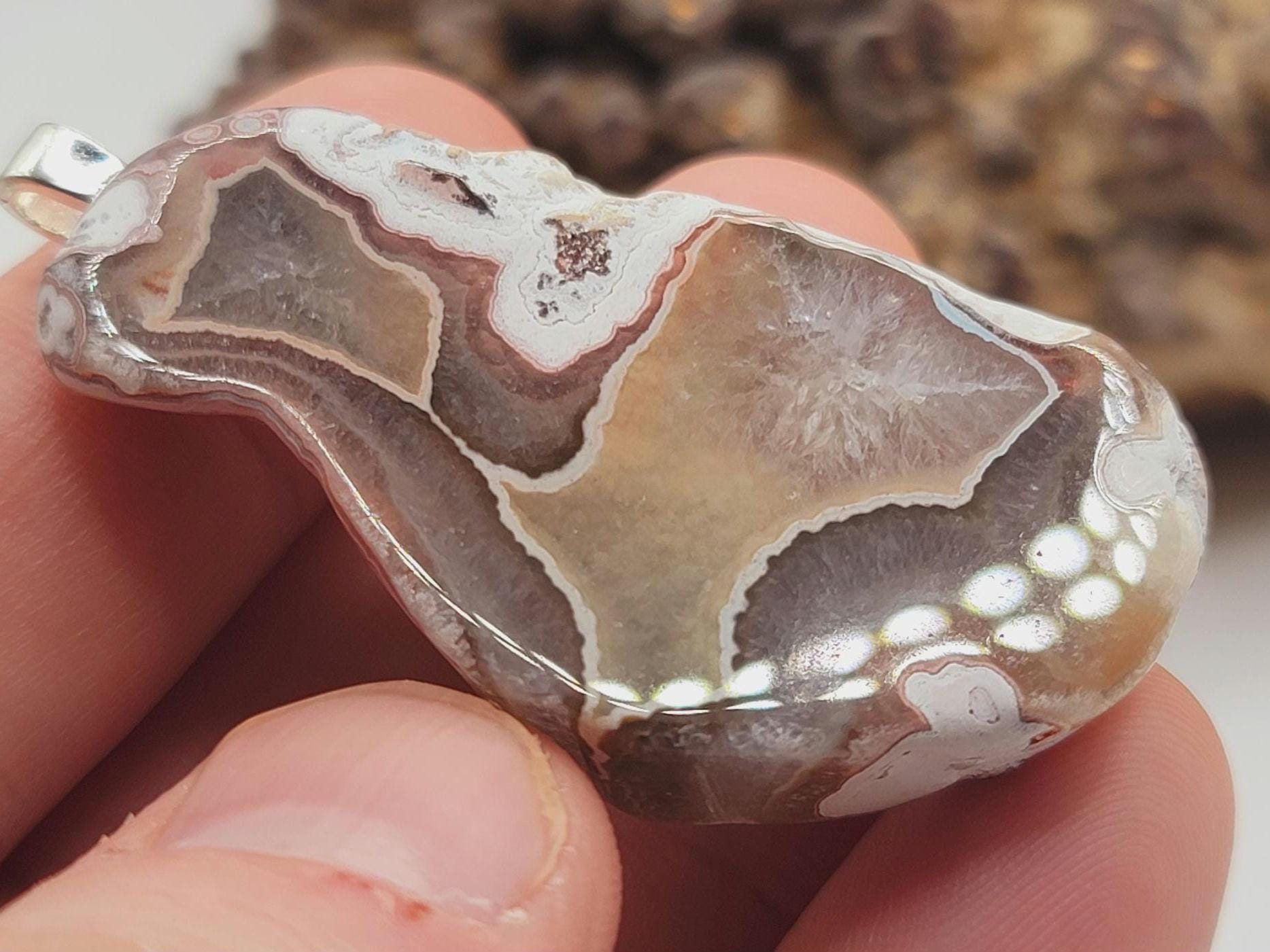 Nova Scotia Agate Limb Cast Pendant - Etsy