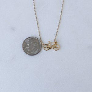 Einfache Fahrrad Charme Anhänger Halskette, Silber, kleine vergoldete Kette, zierliche ...