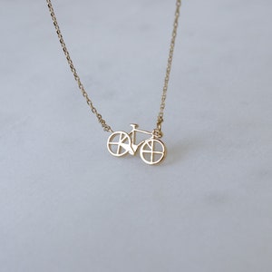 Einfache Fahrrad Charme Anhänger Halskette, Silber, kleine vergoldete Kette, zierliche ...