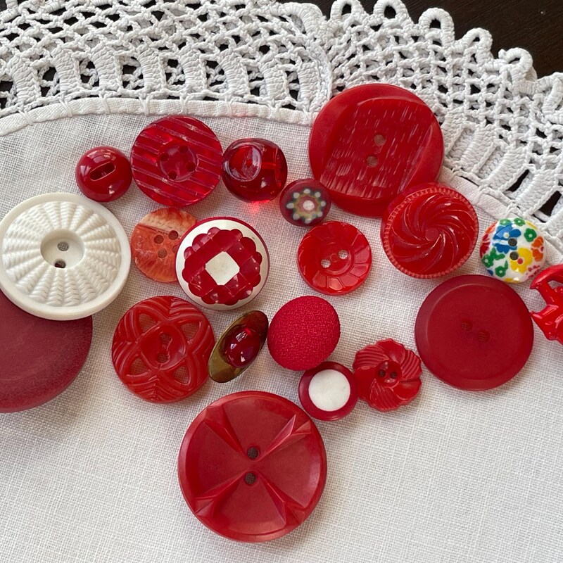 Red Vintage Buttons - Etsy