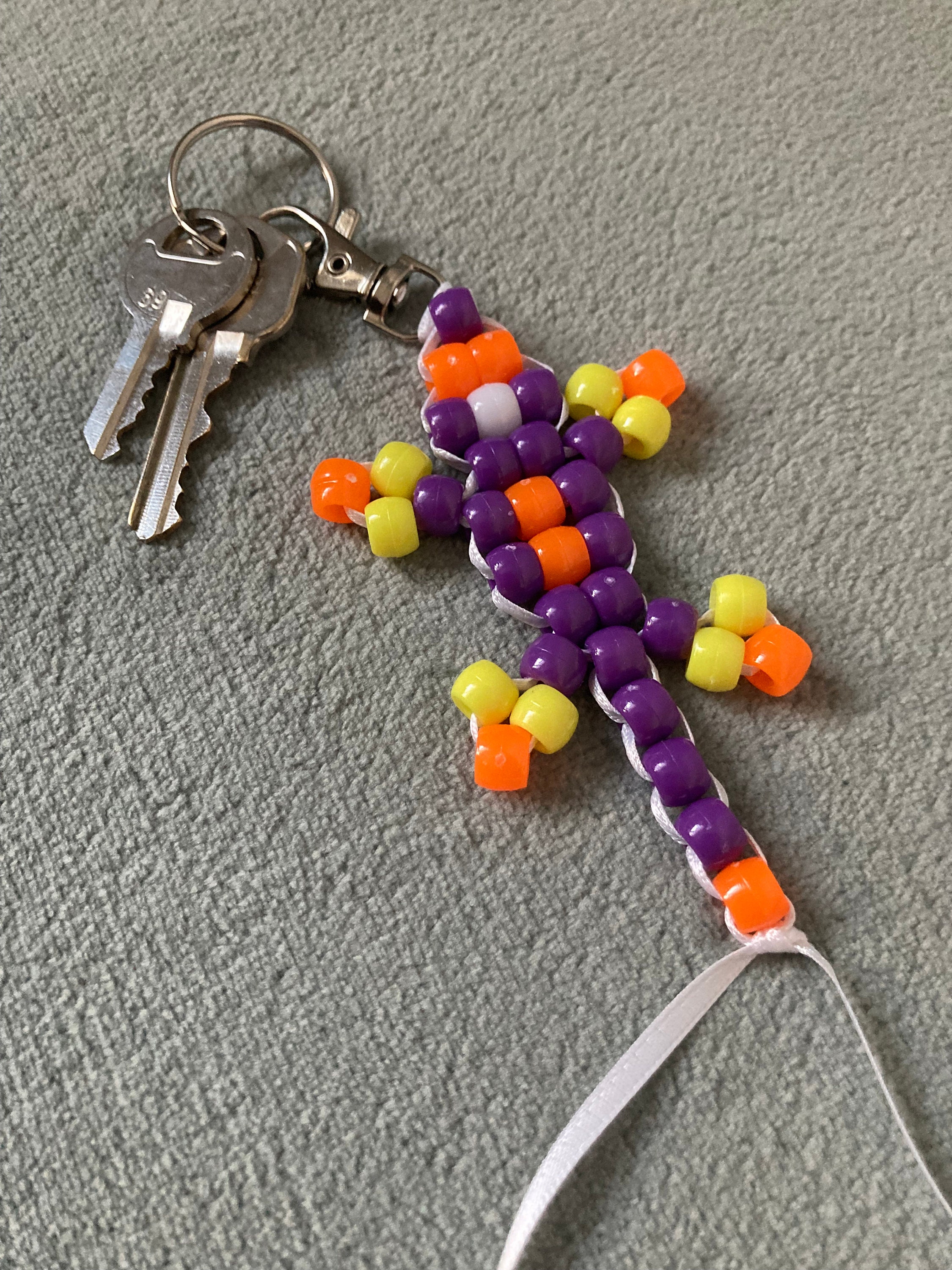 4-color Custom Lizard Keychain - Etsy