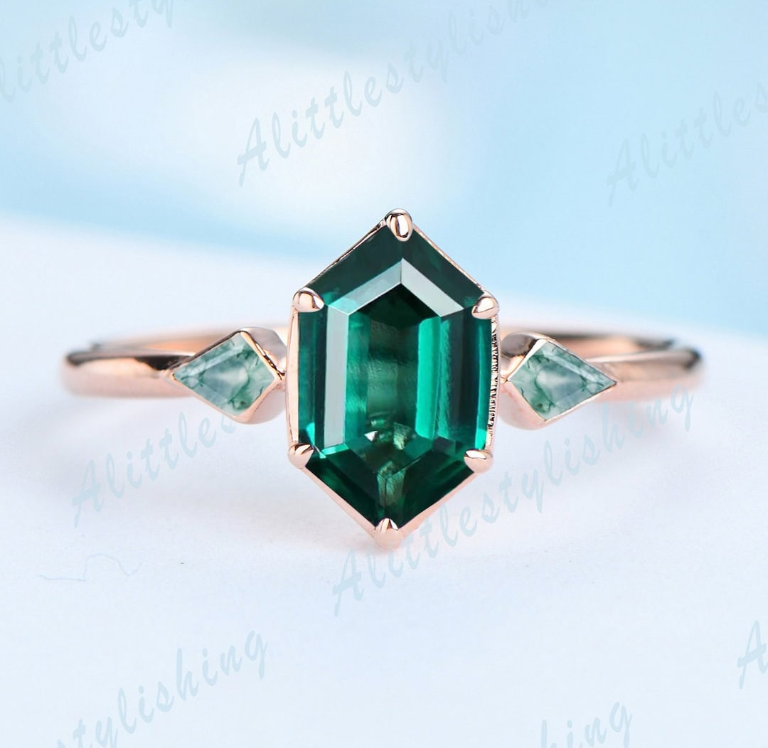 Emerald Engagement Ring Long Hexagon Emerald Ring Kite Cut Green Moss Agate Ring Art Deco ...