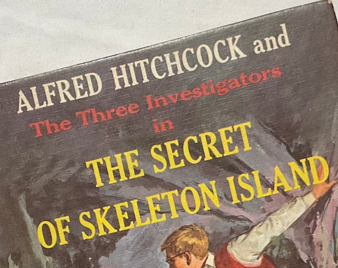 Alfred Hitchcock & the Three Investigators #6 - the Mystery of the ...
