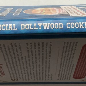 The Unofficial Dollywood Cookbook: 100 Delicious Dollywood-inspired ...