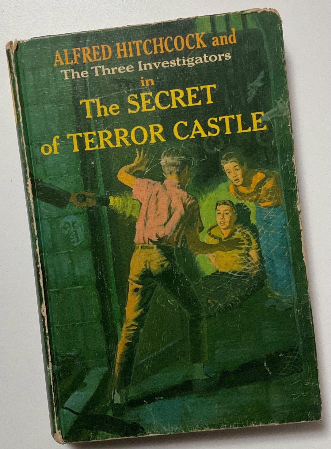 Alfred Hitchcock & the Three Investigators #1 - the Secret of Terror ...