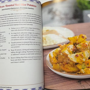 The Unofficial Dollywood Cookbook: 100 Delicious Dollywood-inspired ...